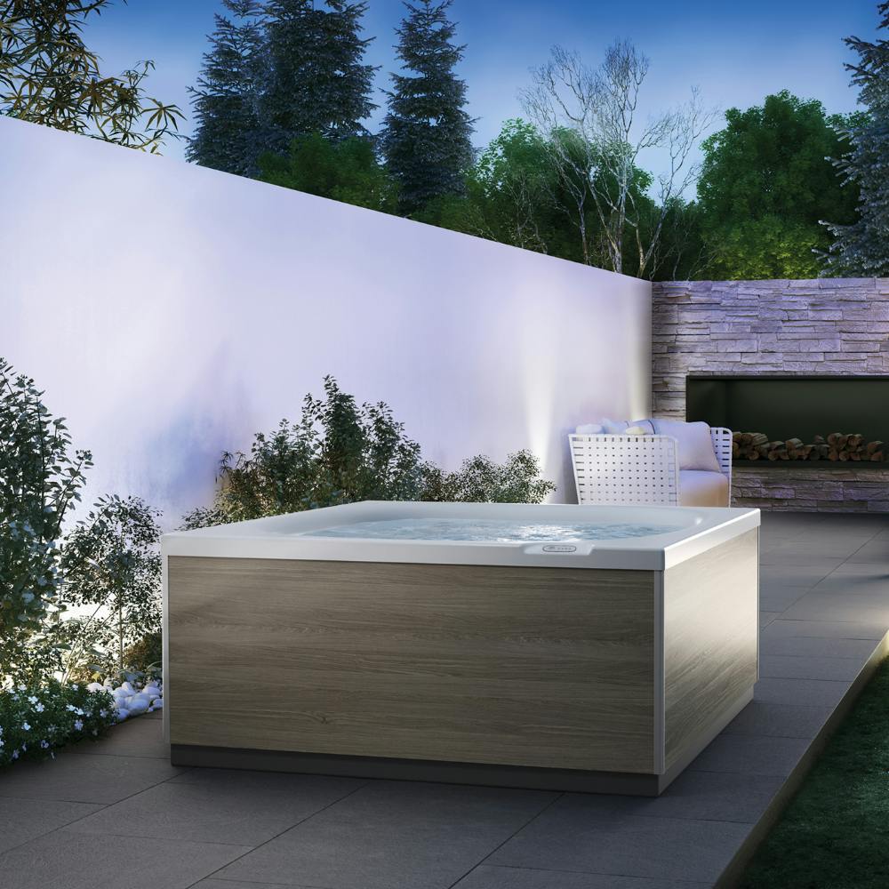 City™ Spa: perfect for couples, with two lounge seats | Jacuzzi® EMEA